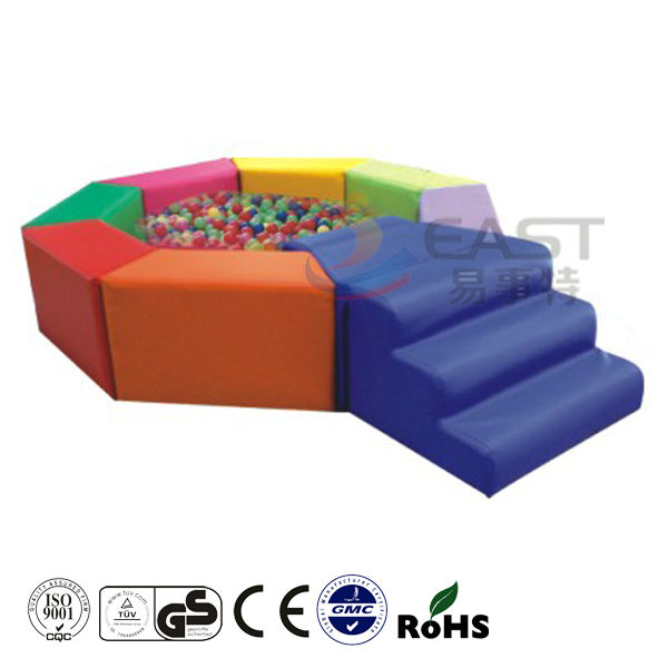 Durable Soft Play Furniture , Toddler Soft Play Equipment 220 * 60 * 110 Cm